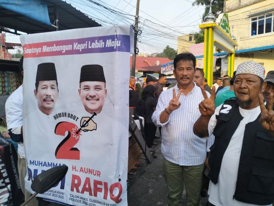 Joko, Pedagang Tahu Keliling, Rela Berjuang Keliling Pulau Demi Dukung ...