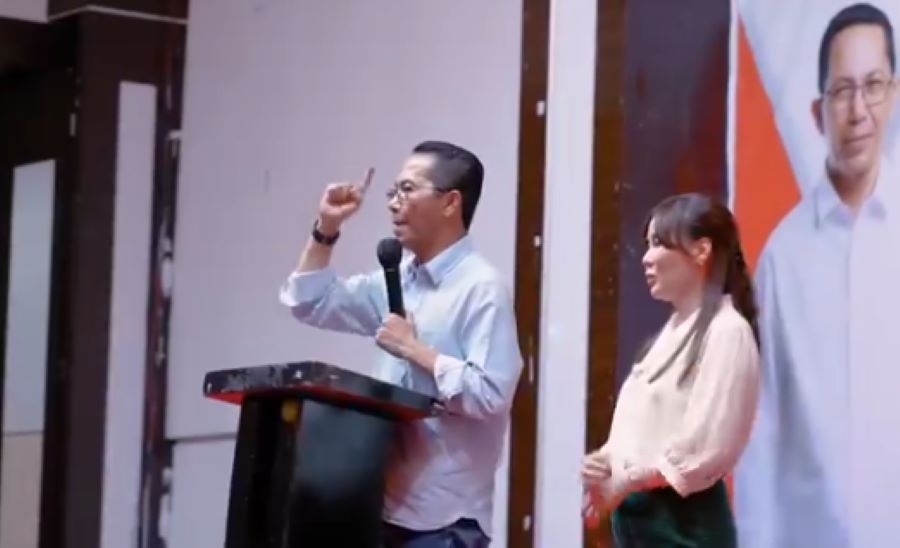 Amsakar dan Li Claudia Chandra Komitmen Tingkatkan Kesejahteraan Guru ...